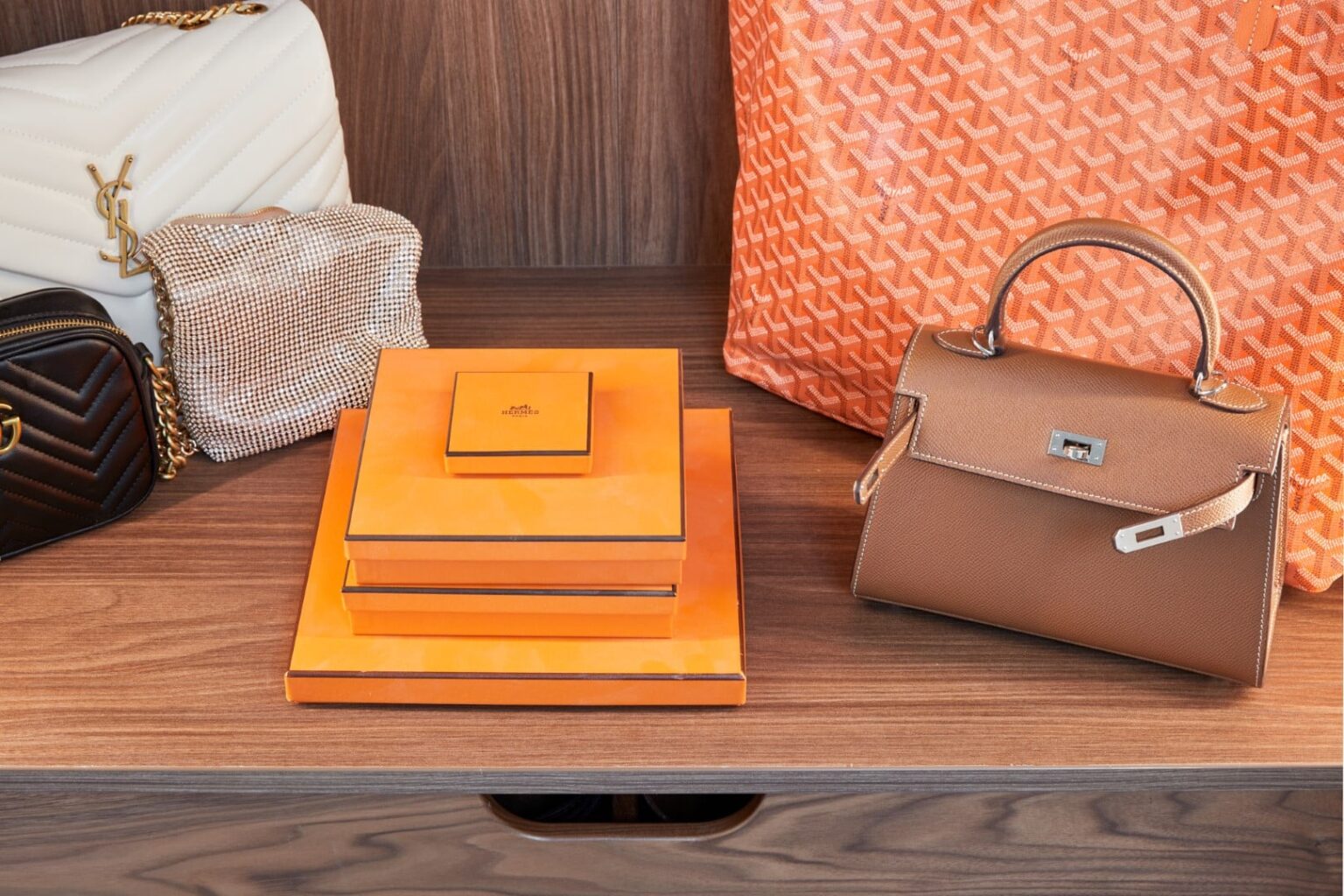 Hampton Style Wardrobes | The Heritage Wardrobe Company