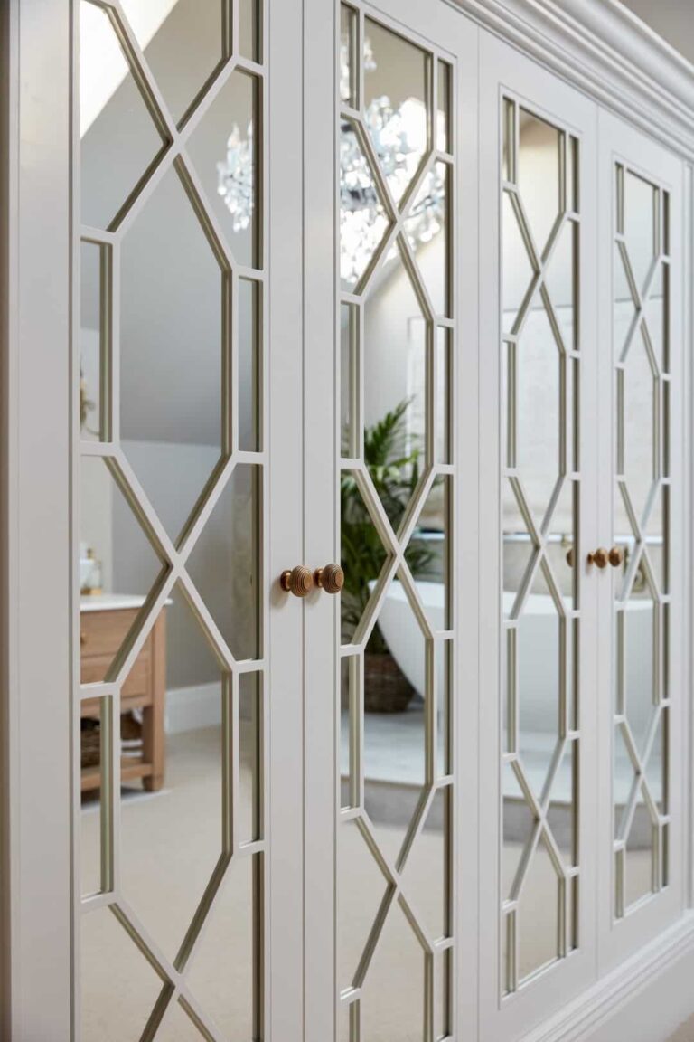 Hampton Style Wardrobes | The Heritage Wardrobe Company