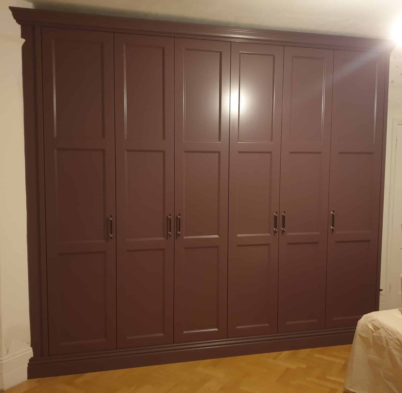Victorian Style Wardrobes | The Heritage Wardrobe Company