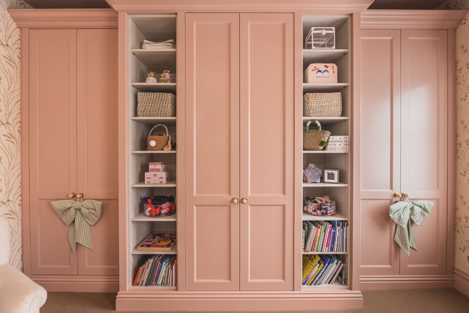 Luxury Fitted Wardrobes, Dressing Rooms & Walk-in Wardrobes